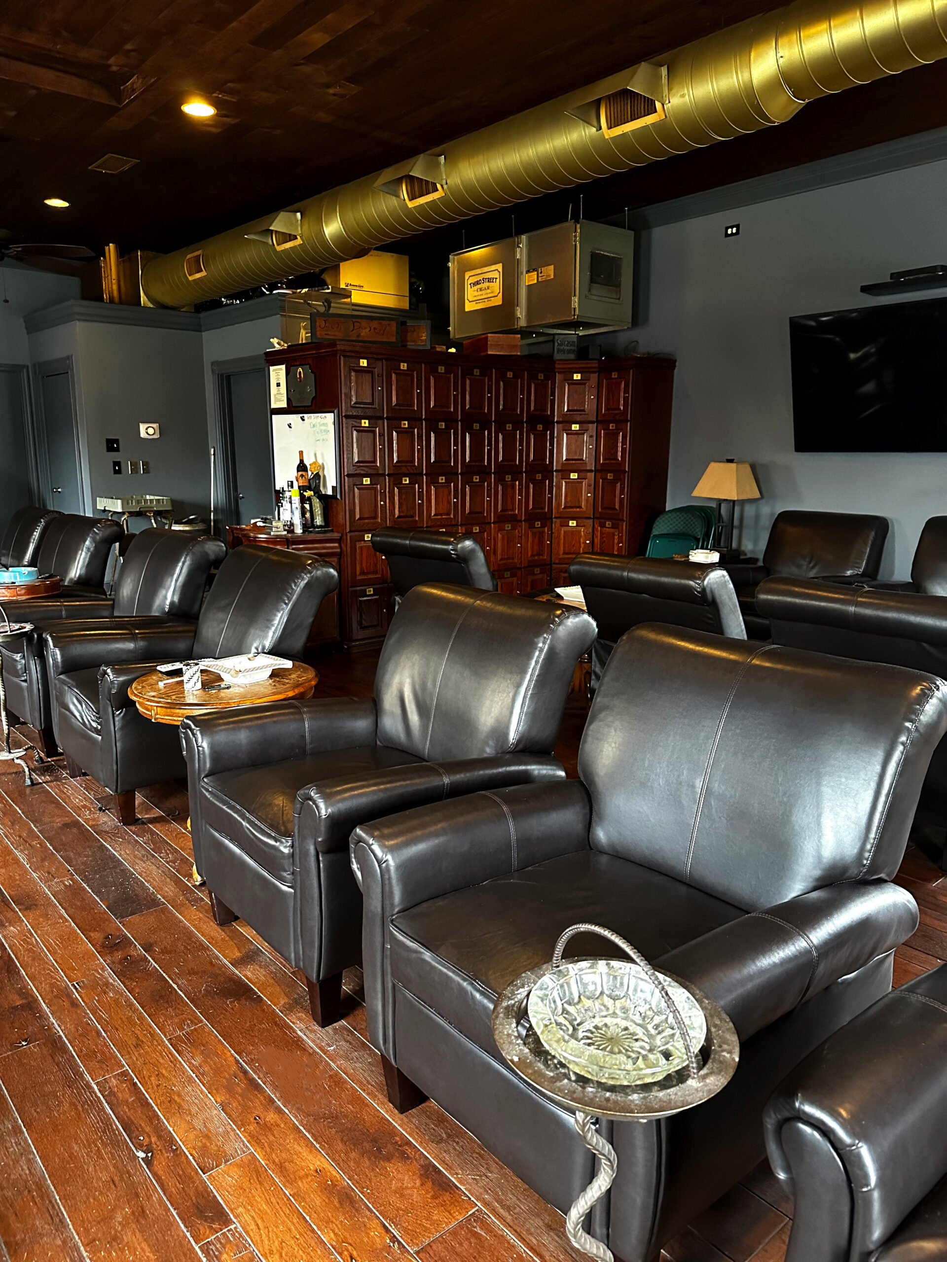 VIP Private Cigar Lounge - Third Street Cigars | Waterville, Ohio